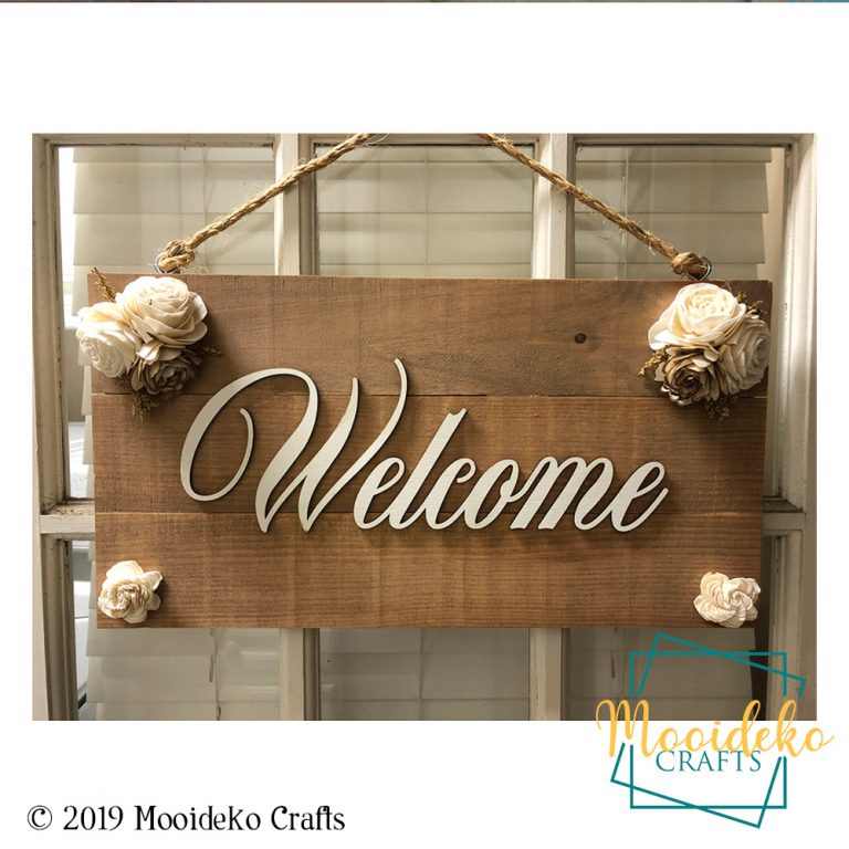 Elegant “Welcome” Floral Farmhouse Sign - Mooideko Crafts